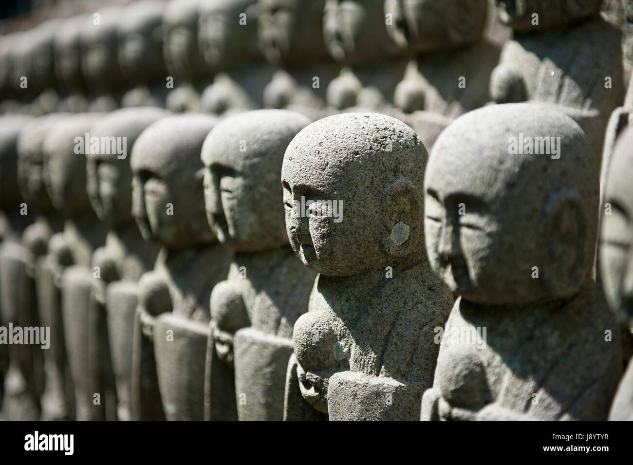 Statues sculpture stone hi-res stock photography and images - Alamy
