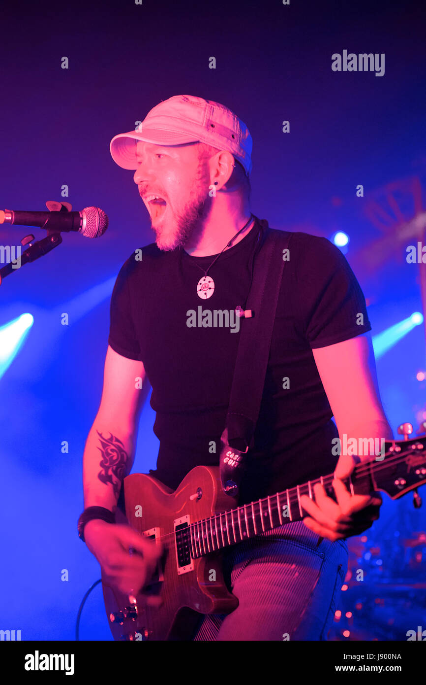 Skint hi-res stock photography and images - Alamy