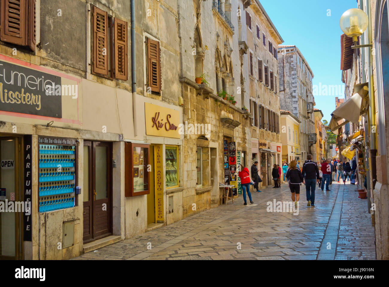 Ulica Decumanus, Dekumana, main pedestrian street, old town, Porec ...