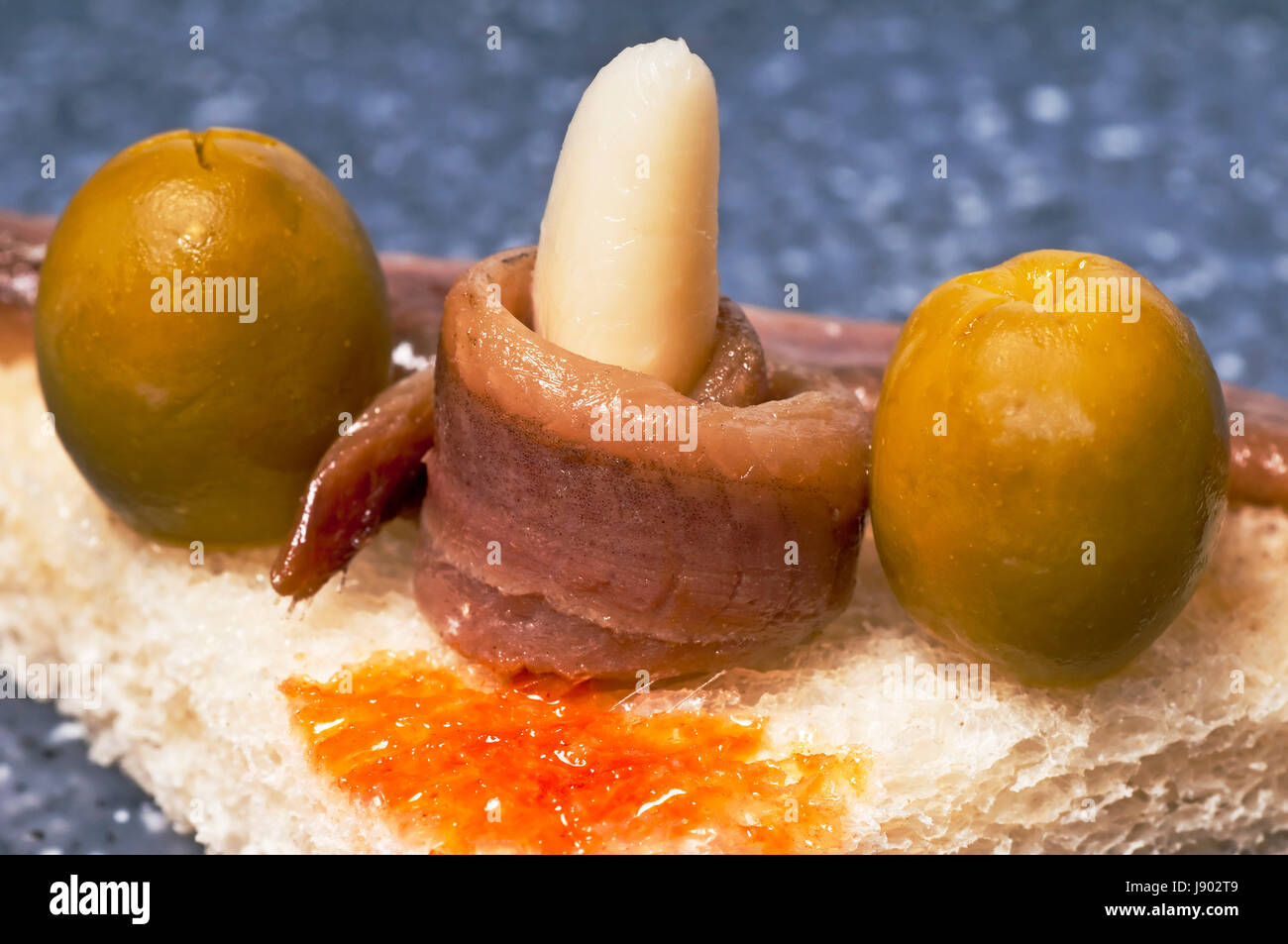 fish, inlaid, starter, salty, bit, anchovy, fish, olive, delicacy, roll ...