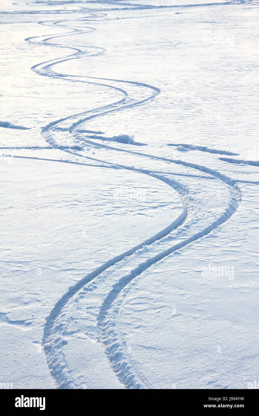 Curved ice sheet hi-res stock photography and images - Alamy