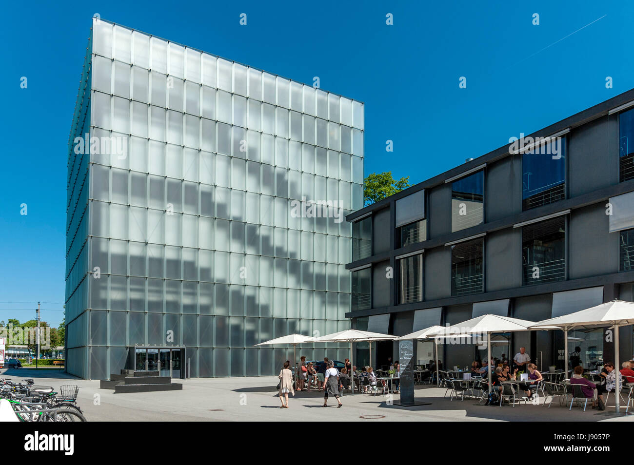 Kunsthaus bregenz museum hi-res stock photography and images - Alamy