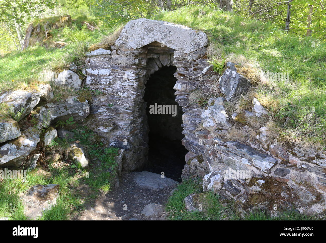 Cave hermits hi-res stock photography and images - Alamy