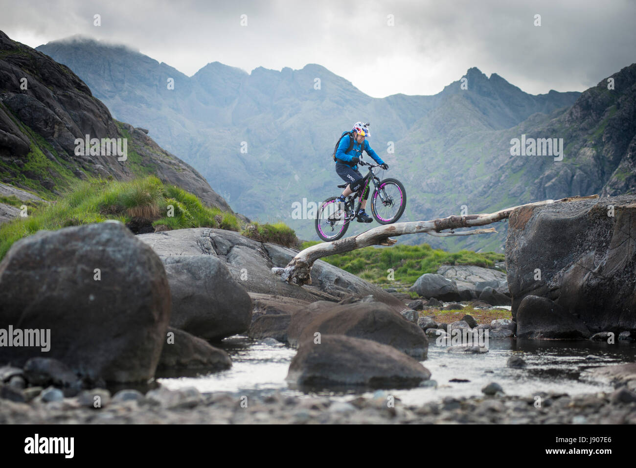 Danny macaskill hi-res stock photography and images - Alamy