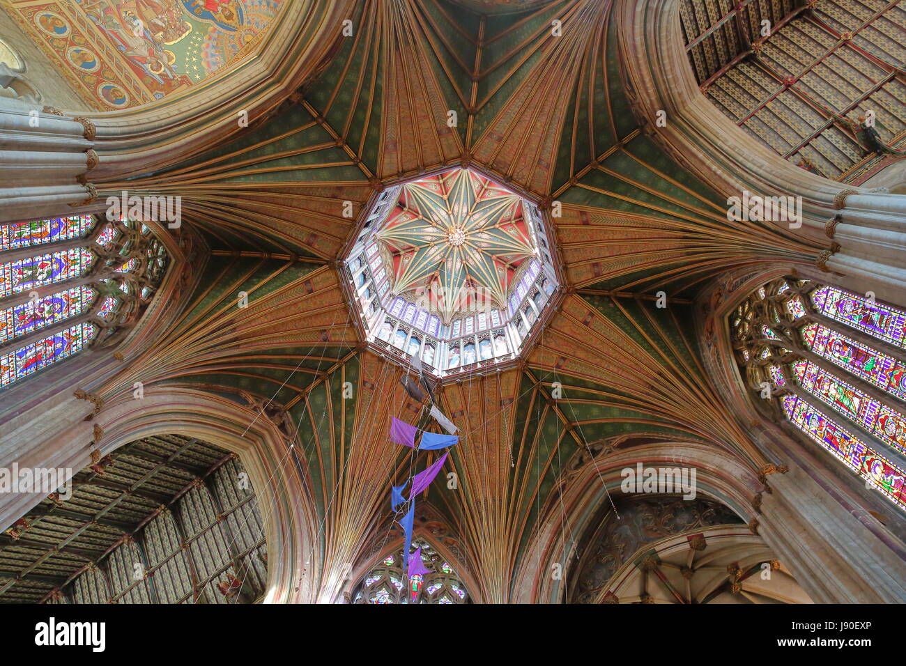 Octagon ceiling hi-res stock photography and images - Alamy