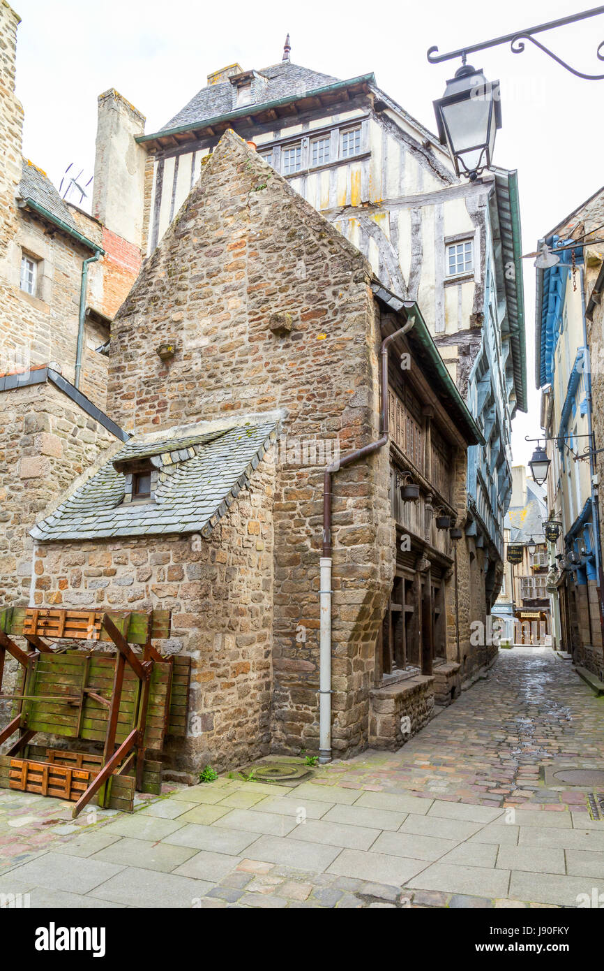 The medieval town of Dinan, France Stock Photo - Alamy