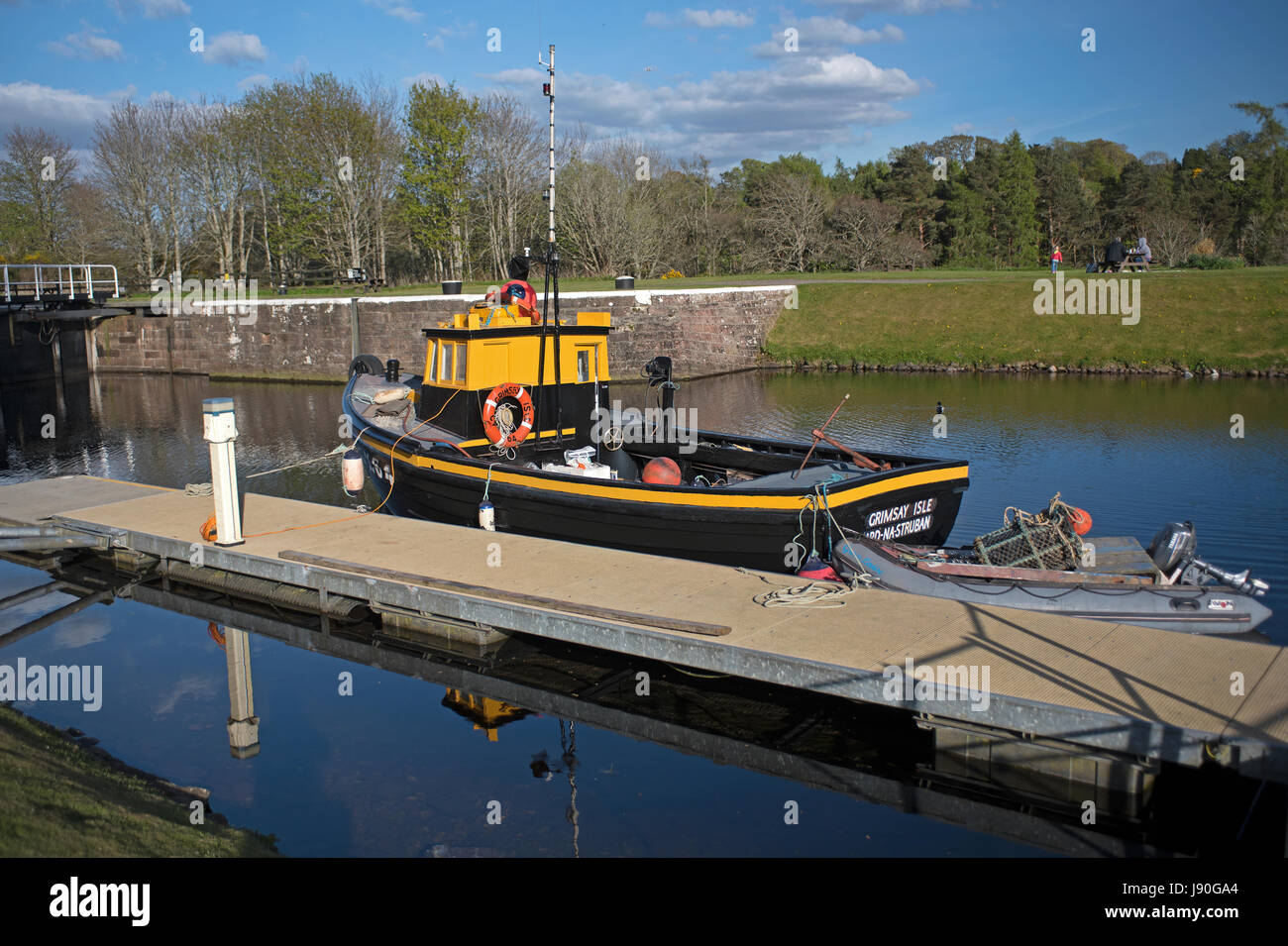 Grimsby isle boat hi-res stock photography and images - Alamy