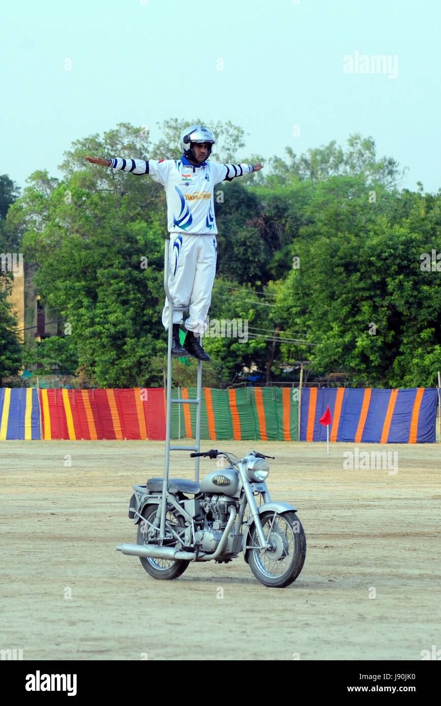 Allahabad, Uttar Pradesh, India. 30th May, 2017. Allahabad: Indian Army ...