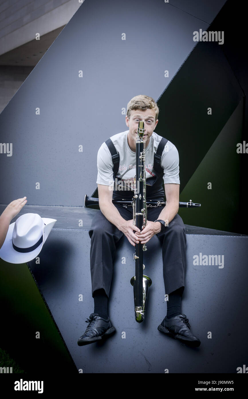 Washington, DC, USA. 29th May, 2017. The National Memorial Day Parade ...