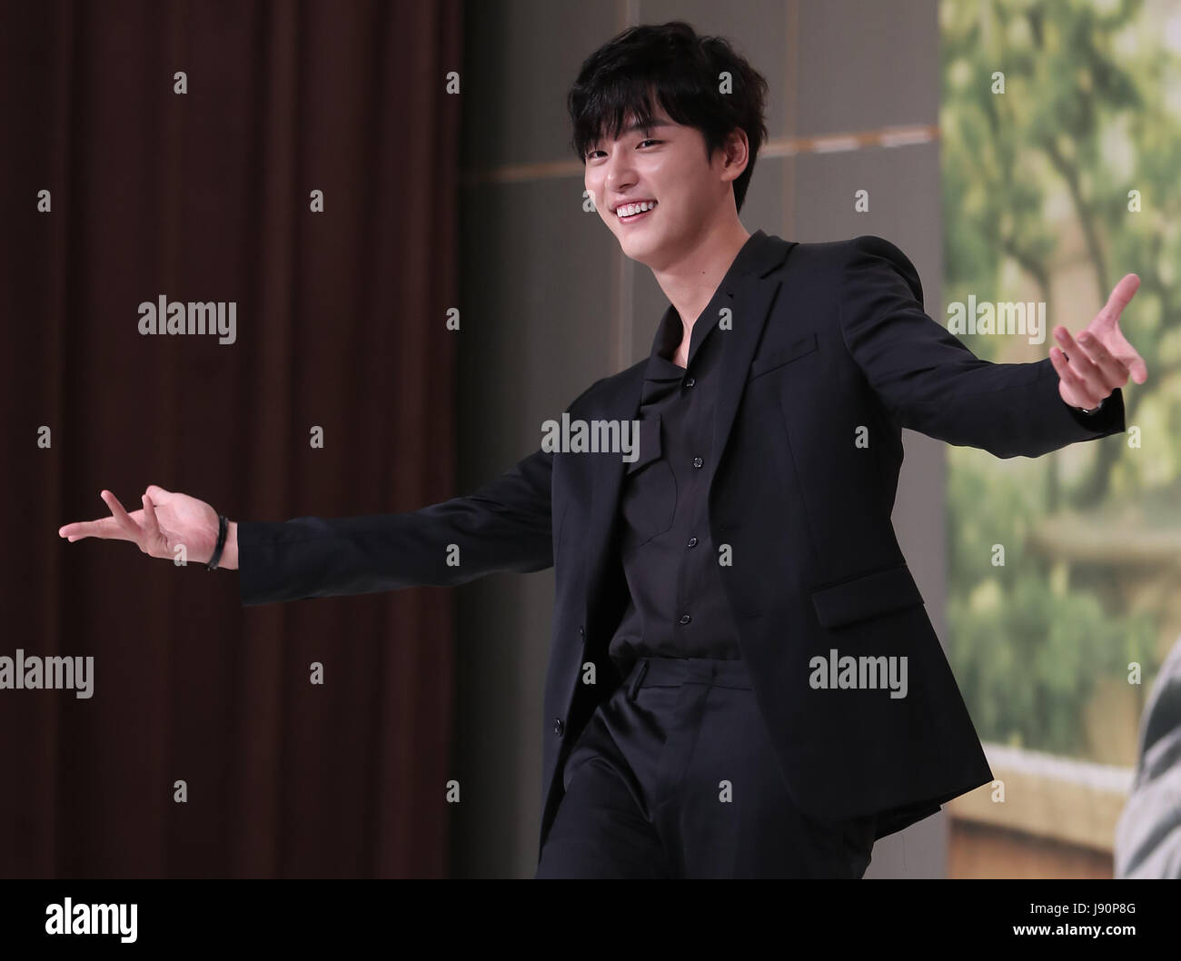 S. Korean actor Yoon Si-yoon South Korean actor Yoon Si-yoon poses for ...