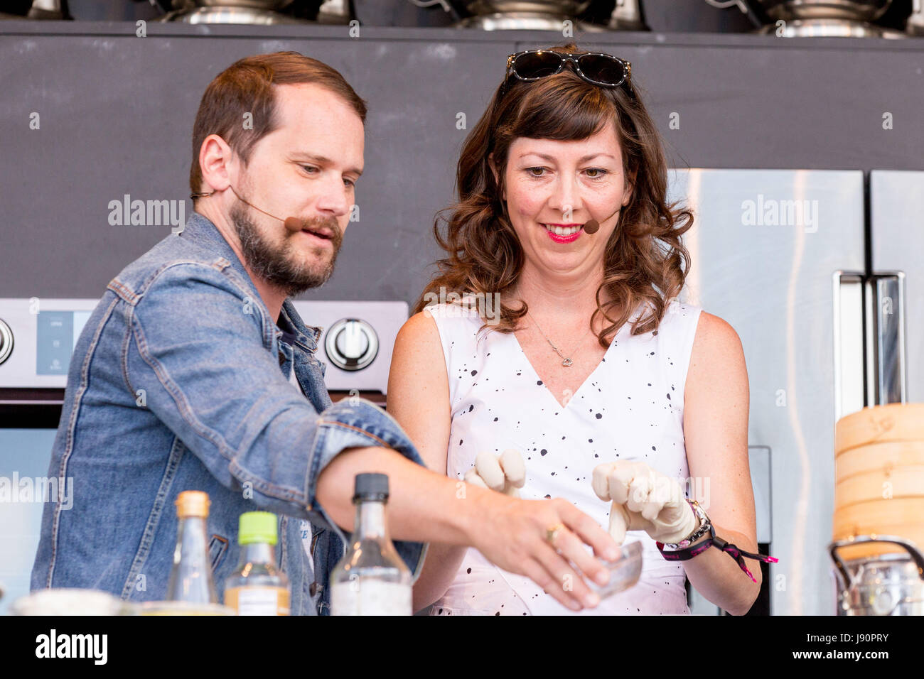 Nikki monninger of silversun pickups hi-res stock photography and images - Alamy