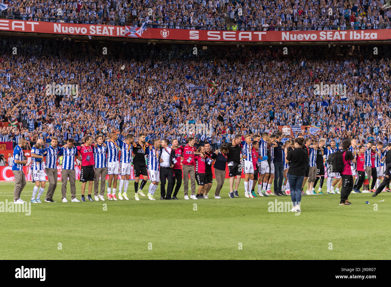 Madrid, Spain. 27th May, 2017. Alaves team group Football/Soccer ...
