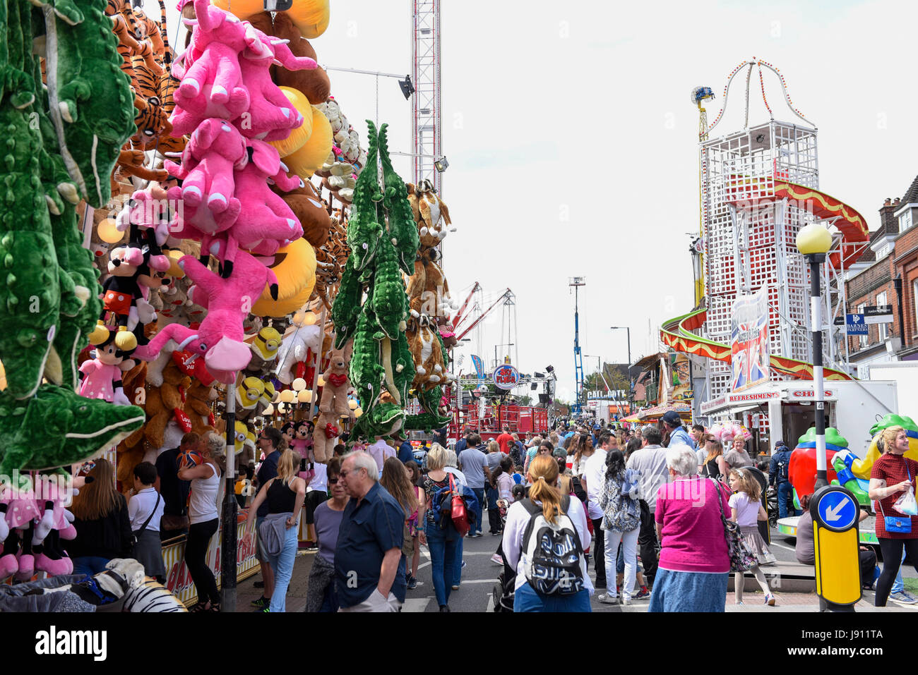 London, UK. 31 May 2017. Thousands of people visit the traditional ...