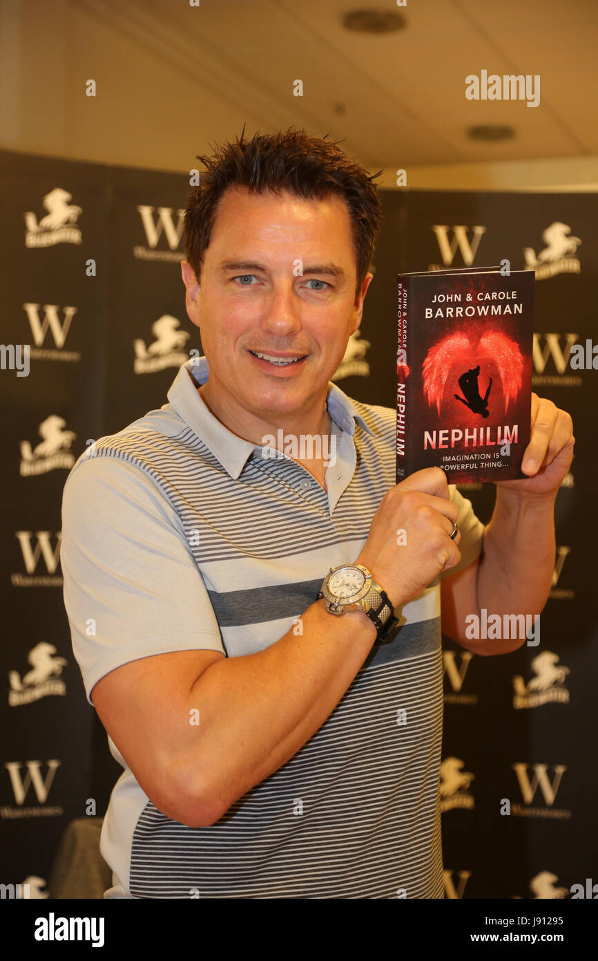 John barrowman torchwood hi-res stock photography and images - Alamy