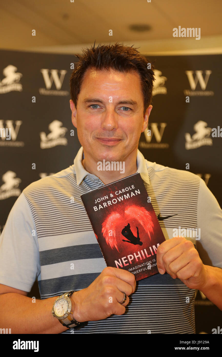 John barrowman hi-res stock photography and images - Alamy