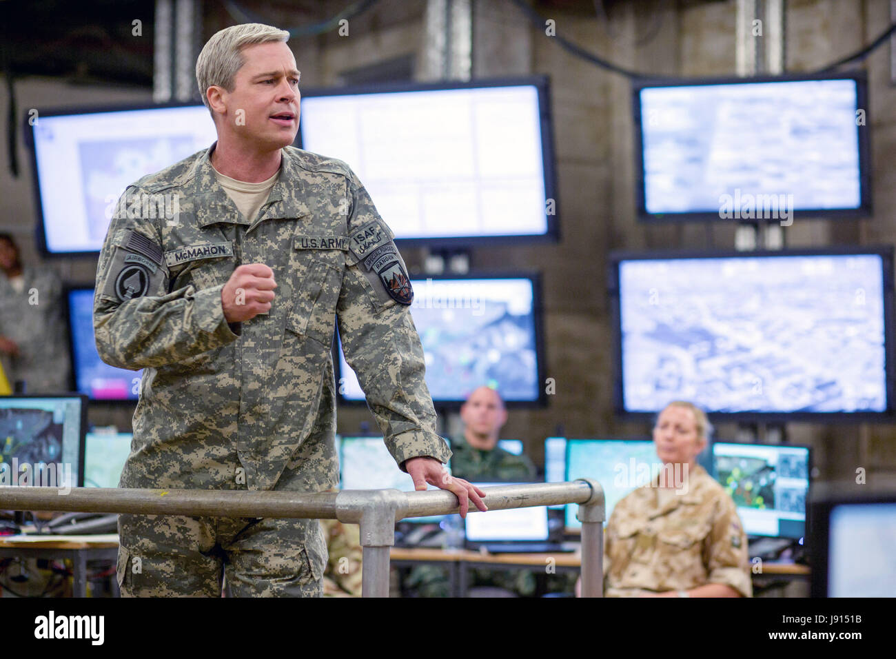 WAR MACHINE, Brad Pitt, 2017. ph: Francois Duhamel/©Netflix/courtesy ...