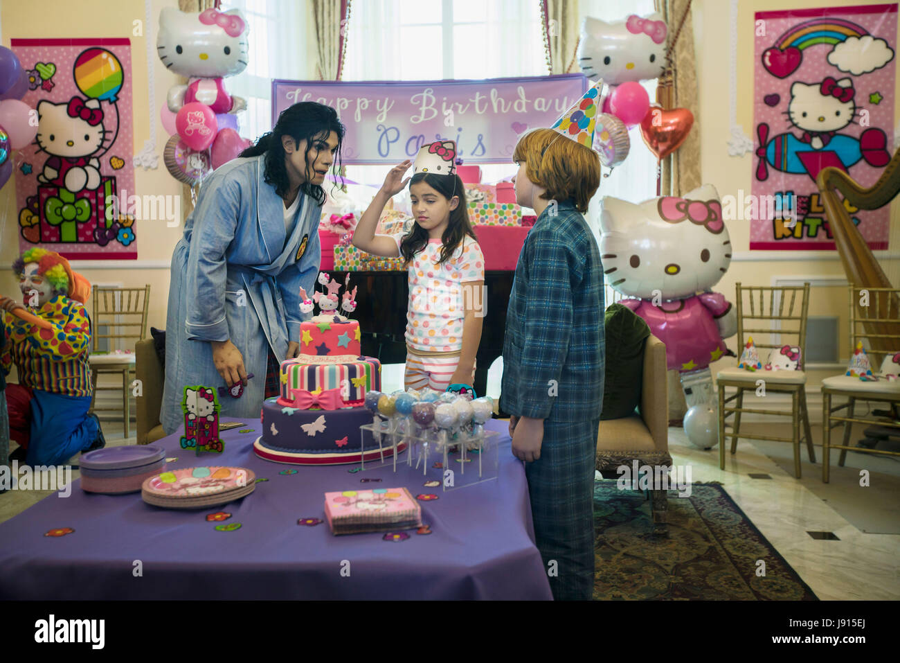 MICHAEL JACKSON: SEARCHING FOR NEVERLAND, (from left): Navi (as Michael ...
