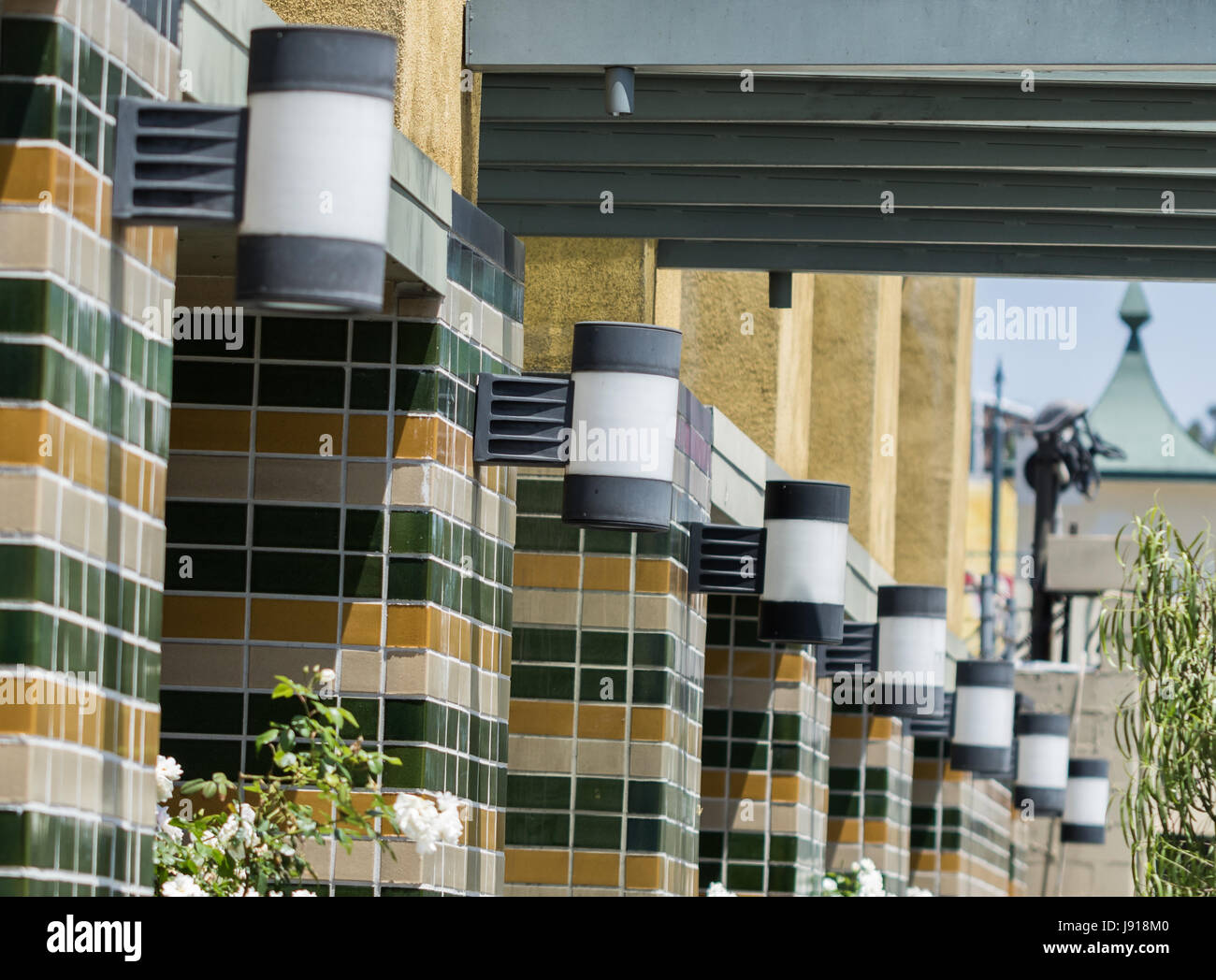 Exterior colors hi-res stock photography and images - Alamy