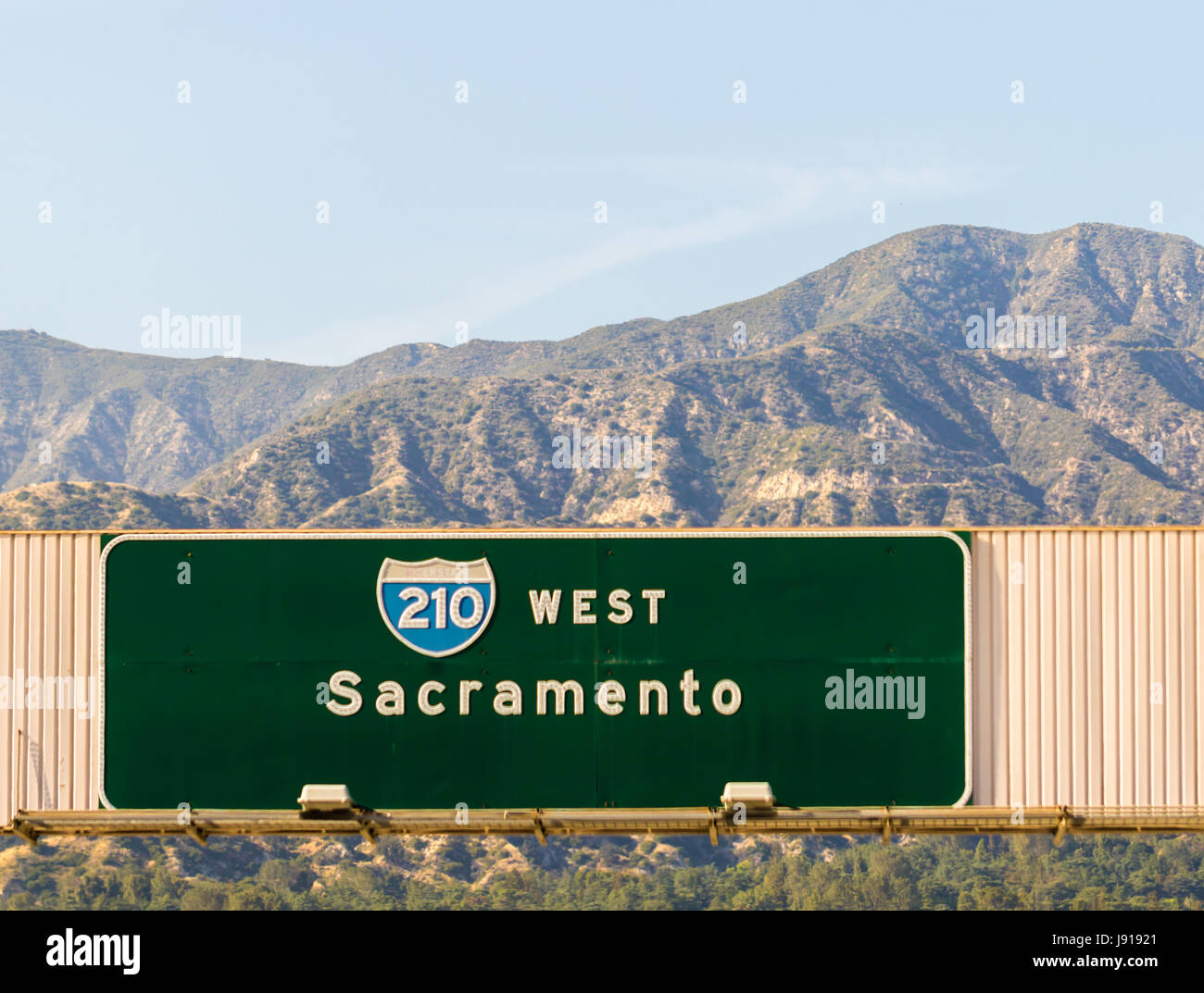 Freeway sign hi-res stock photography and images - Alamy