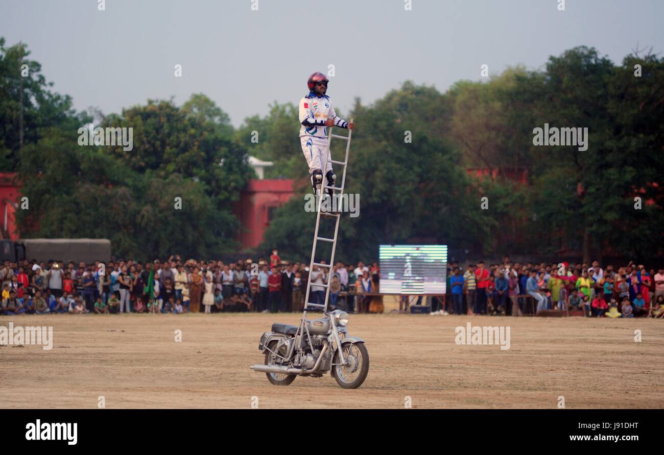 Allahabad, India. 30th May, 2017. Indian Army's daredevil wing soldier ...