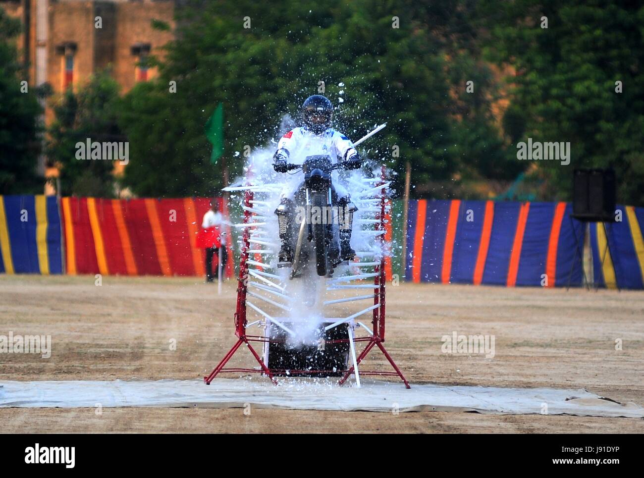 Allahabad, India. 30th May, 2017. Indian Army's daredevil wing soldier ...