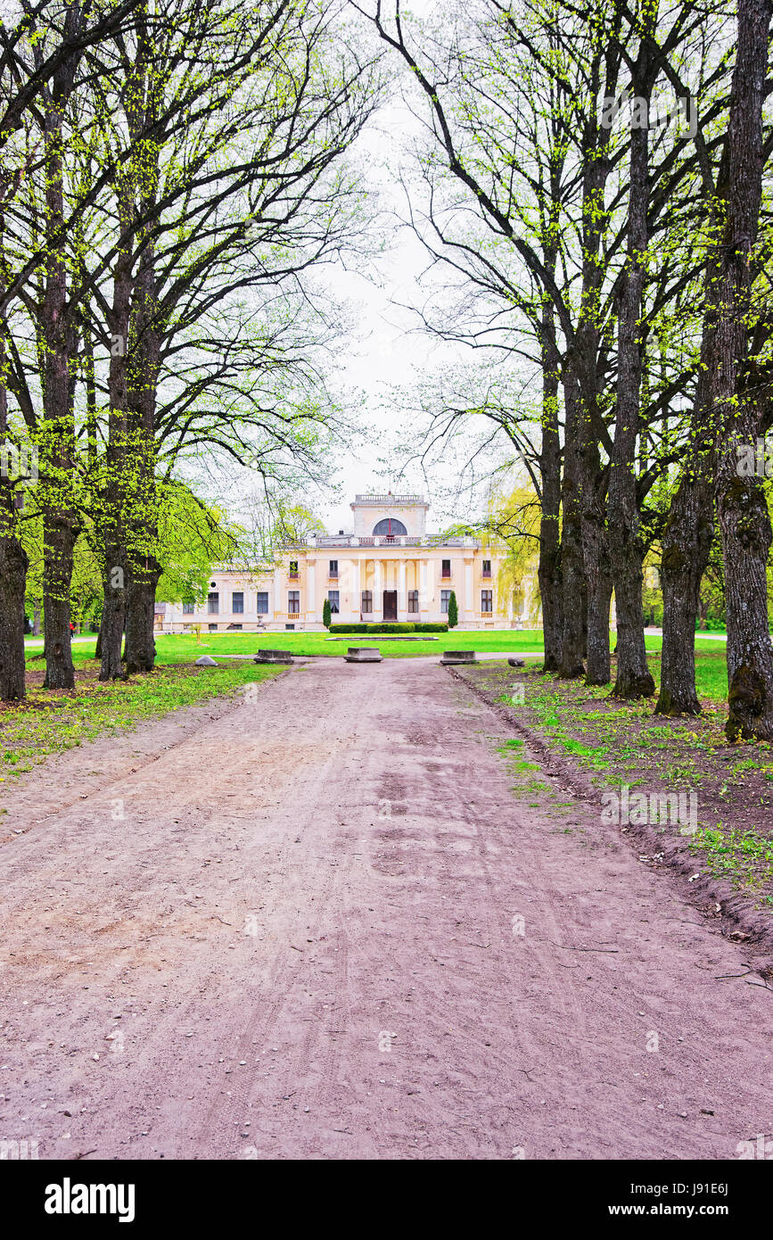 Tyshkevich mansion in Traku Voke public park in Vilnius, Lithuania ...