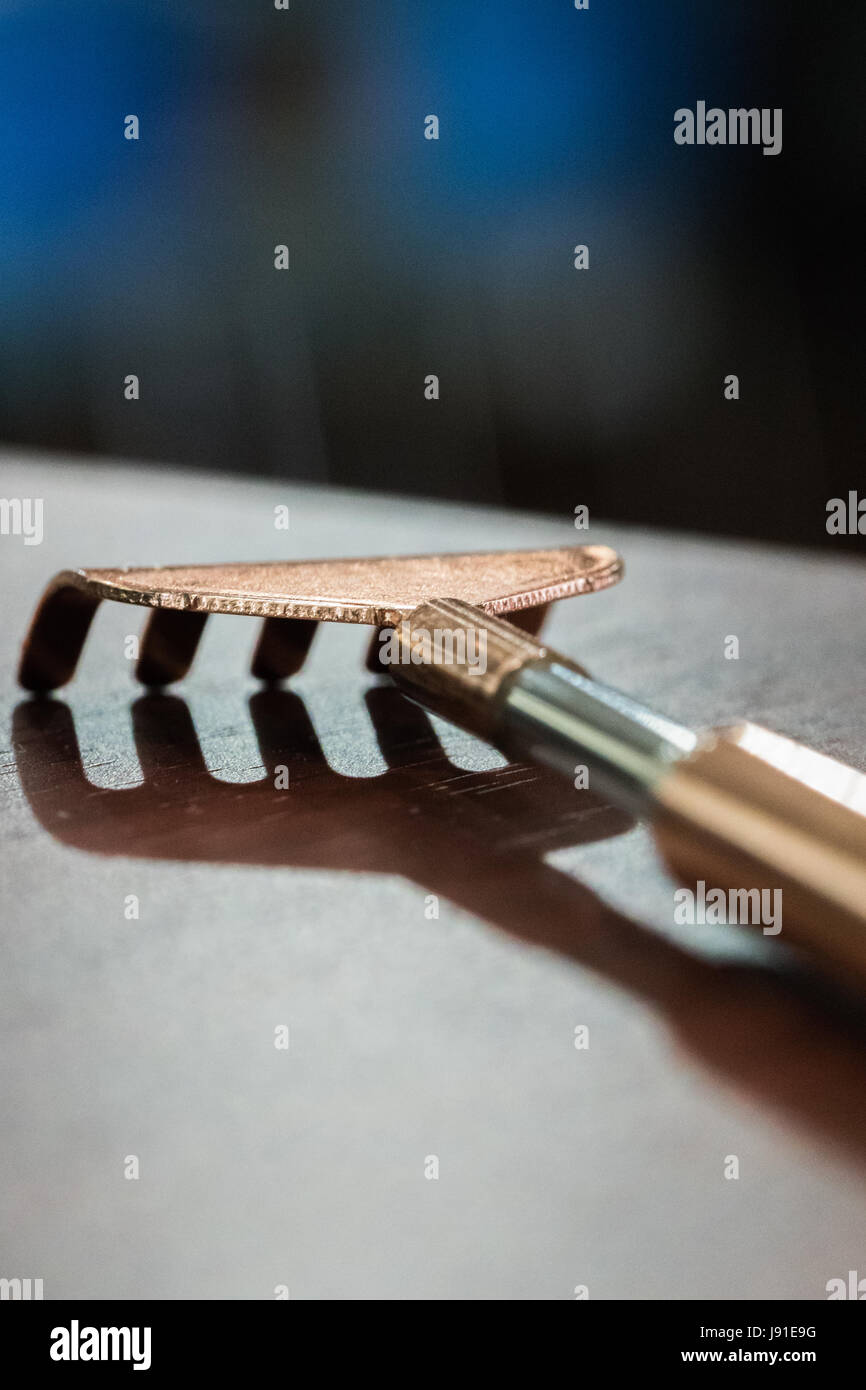 Back scratch stick hi-res stock photography and images - Alamy