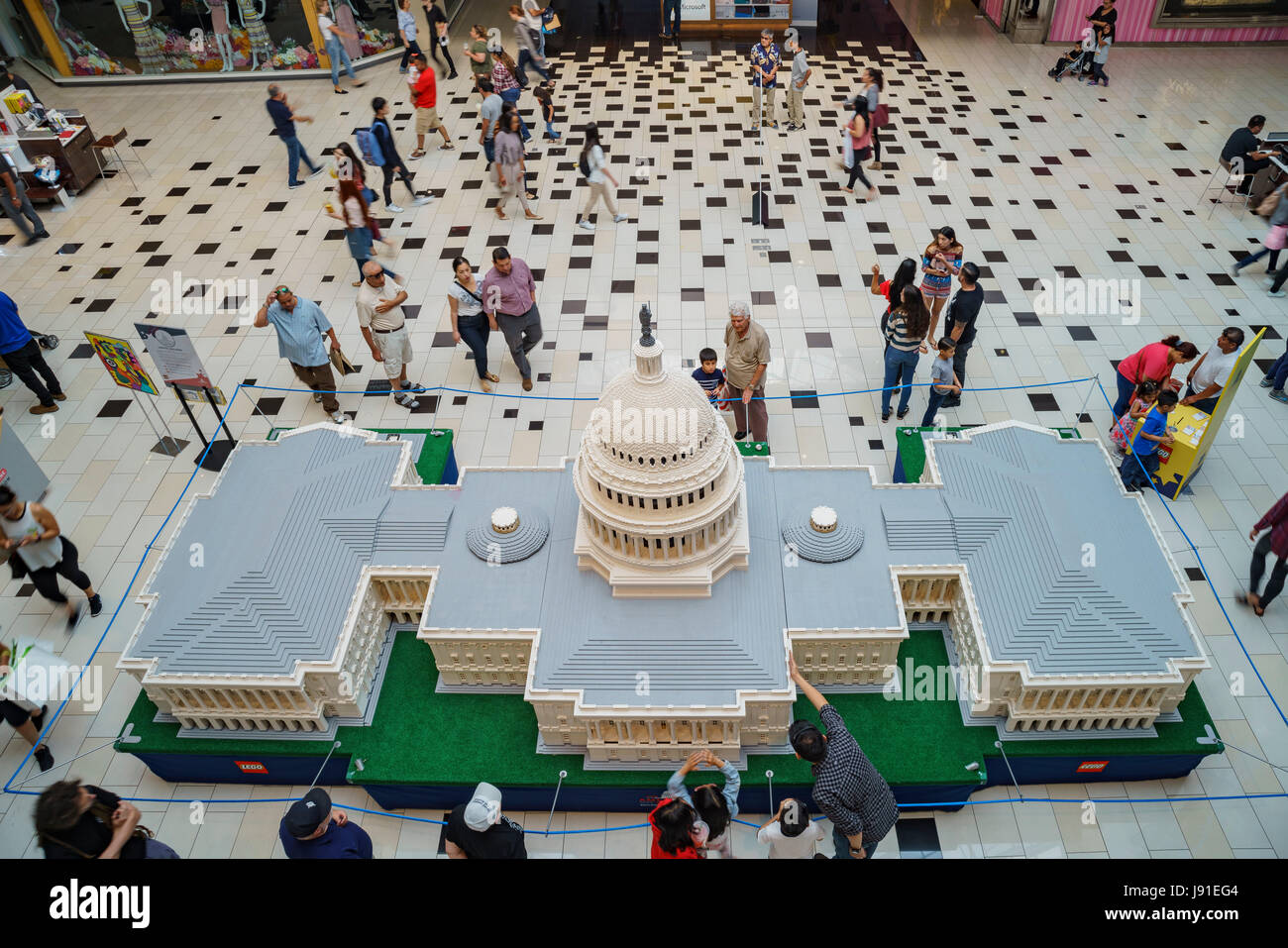 Interior united states capitol building hi-res stock photography and ...