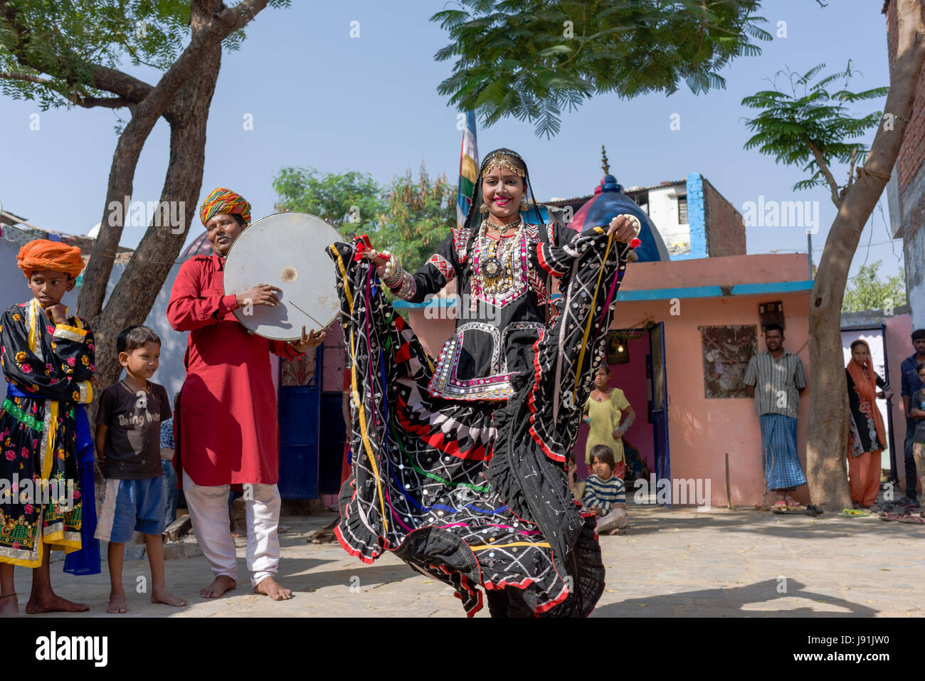Kalbelia nomads of Rajasthan, India Stock Photo - Alamy