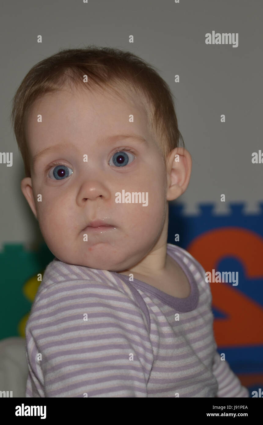 face, look, glancing, see, view, looking, peeking, looking at, baby ...