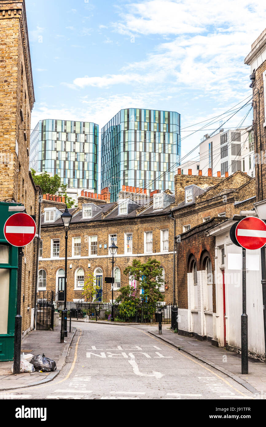 Keystone Crescent, London, England, N1 9DT Stock Photo - Alamy