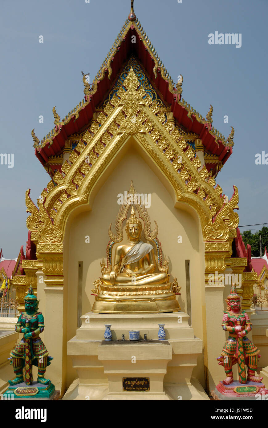 altar front of a temple in ayutthaya Stock Photo - Alamy