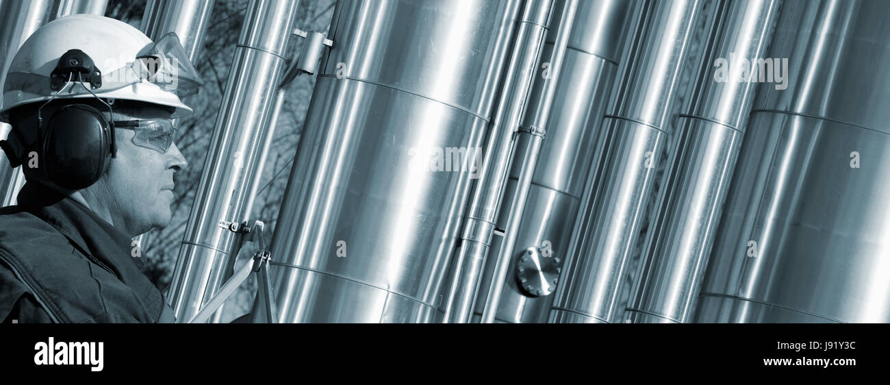 Gasworker hi-res stock photography and images - Alamy