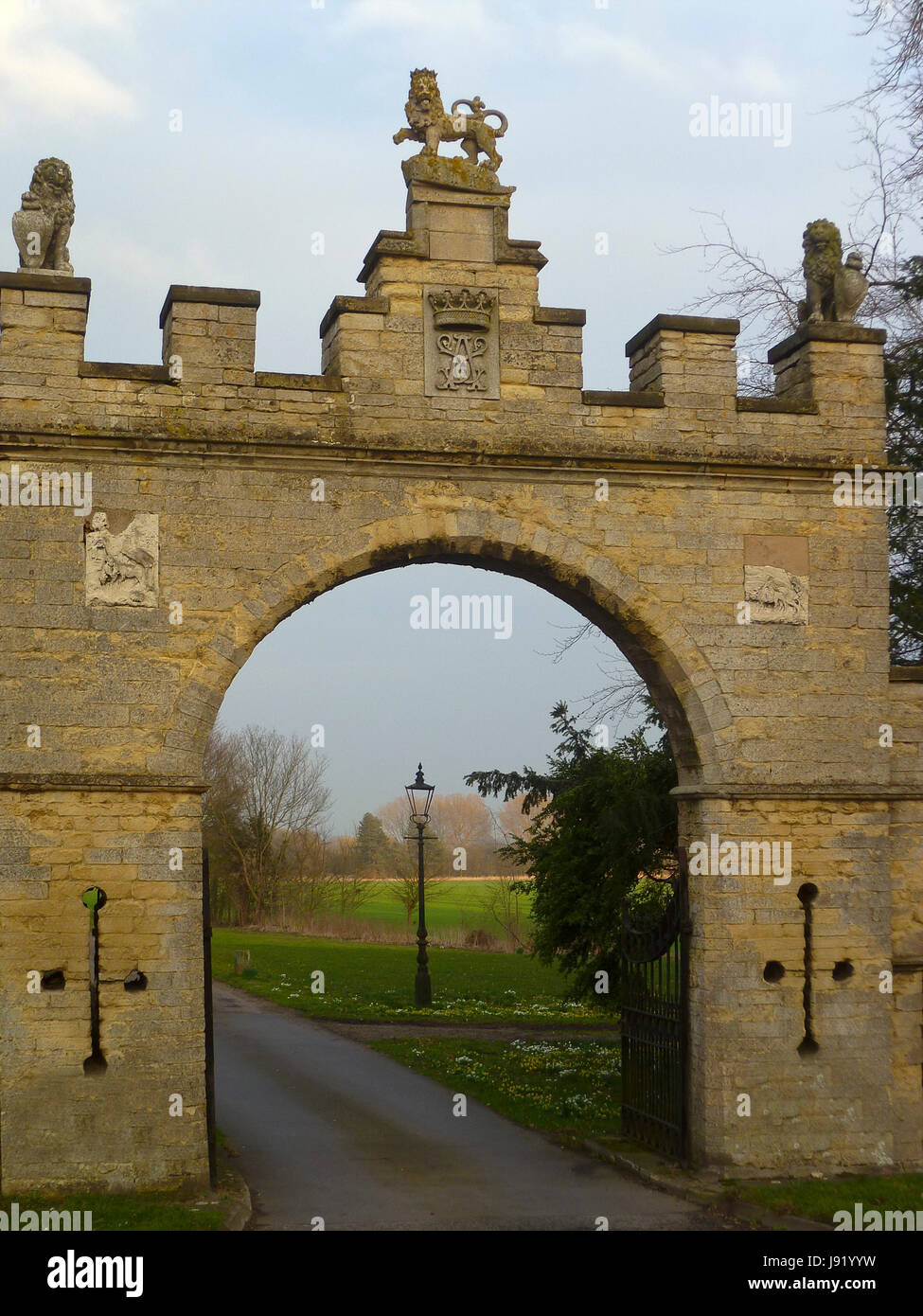 Redbourne gatehouse hi-res stock photography and images - Alamy