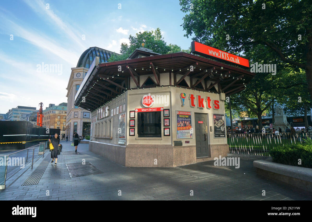 Tickets booth hi-res stock photography and images - Alamy