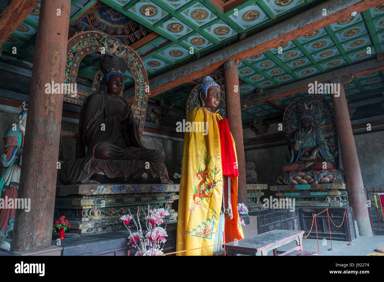 Precious Hall of Mahavira, Shuanglin Temple, a large Buddhist temple ...