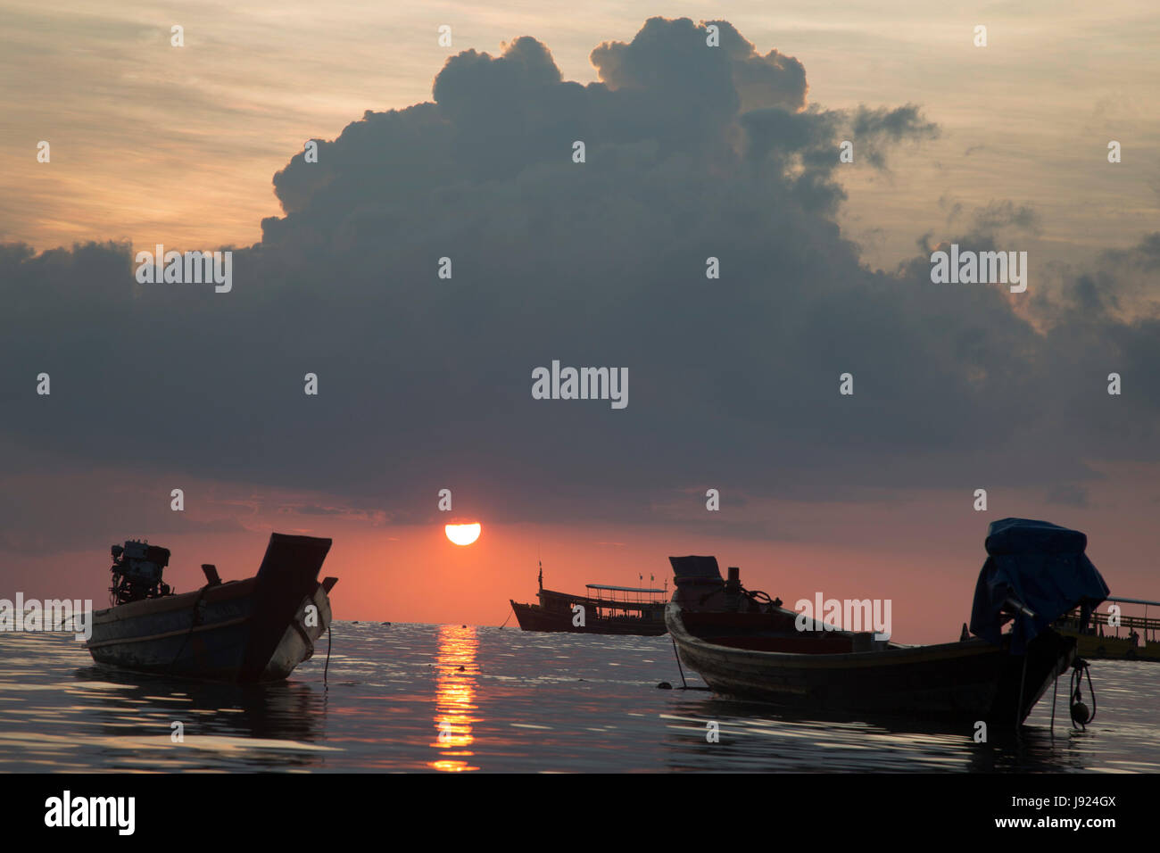 Sairee Beach, Koh Tao, Thailand Stock Photo - Alamy