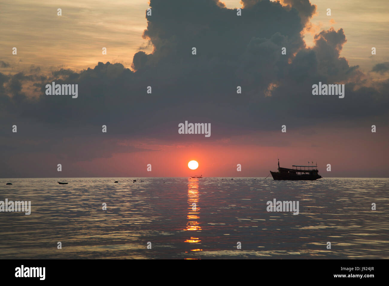 Sairee Beach, Koh Tao, Thailand Stock Photo - Alamy
