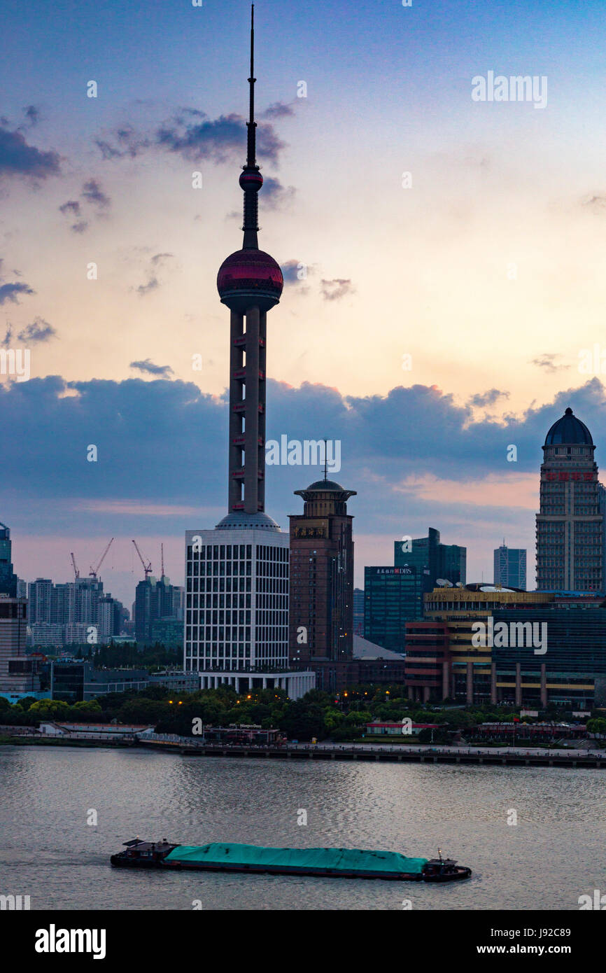 Iconic shanghai architecture hi-res stock photography and images - Alamy