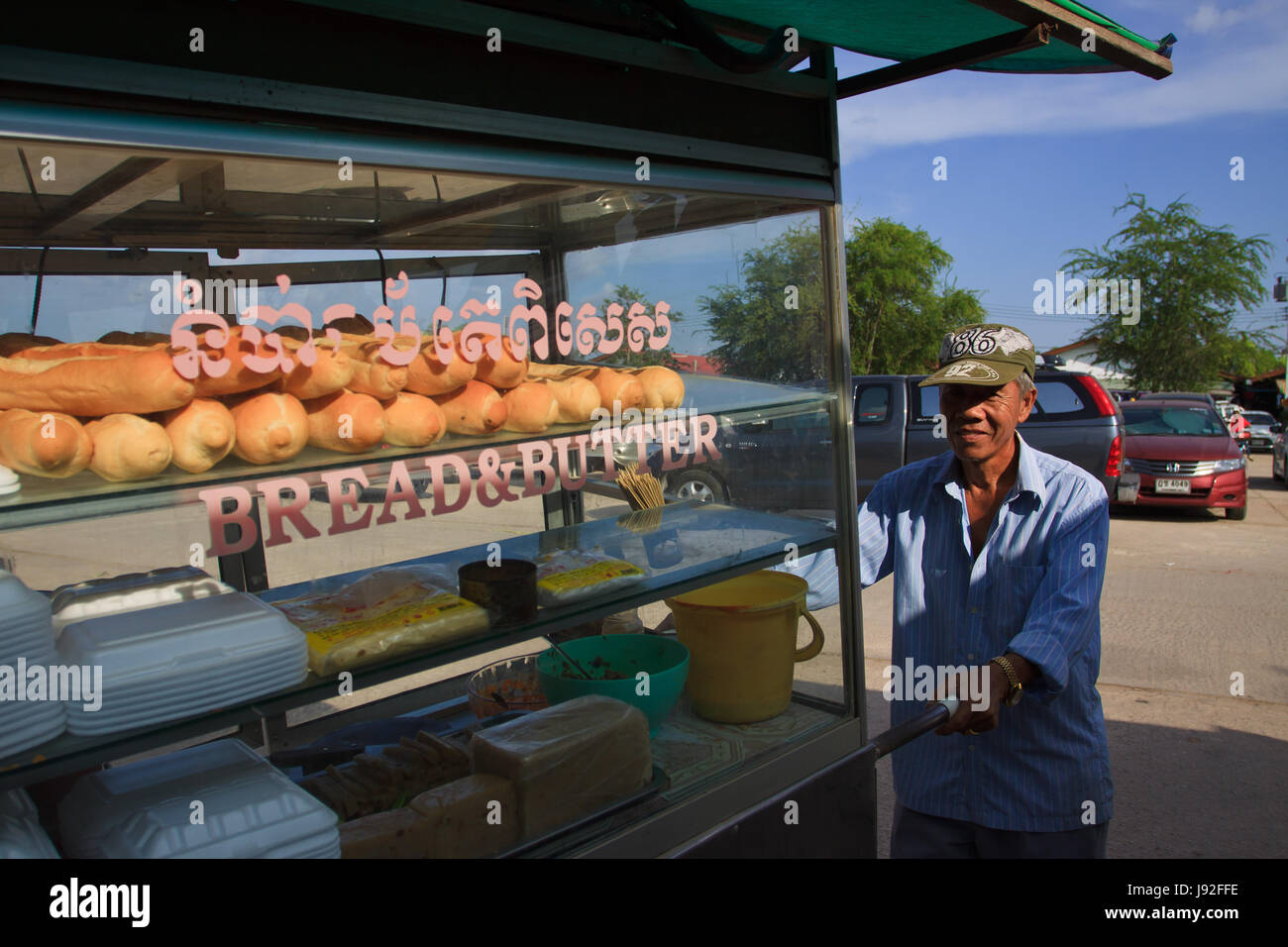 local life in rong klaue largest thailand - cambodia border market ...