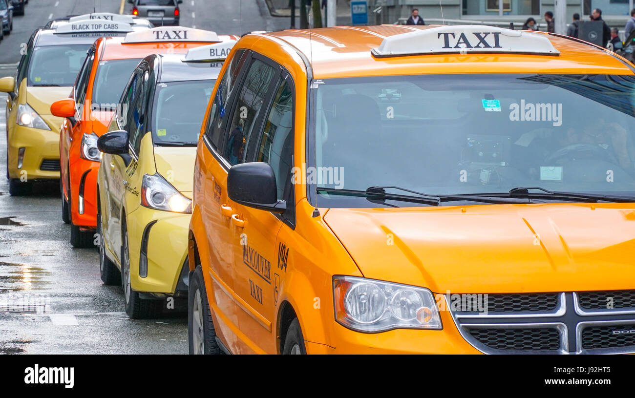 Vancouver taxi hi-res stock photography and images - Alamy