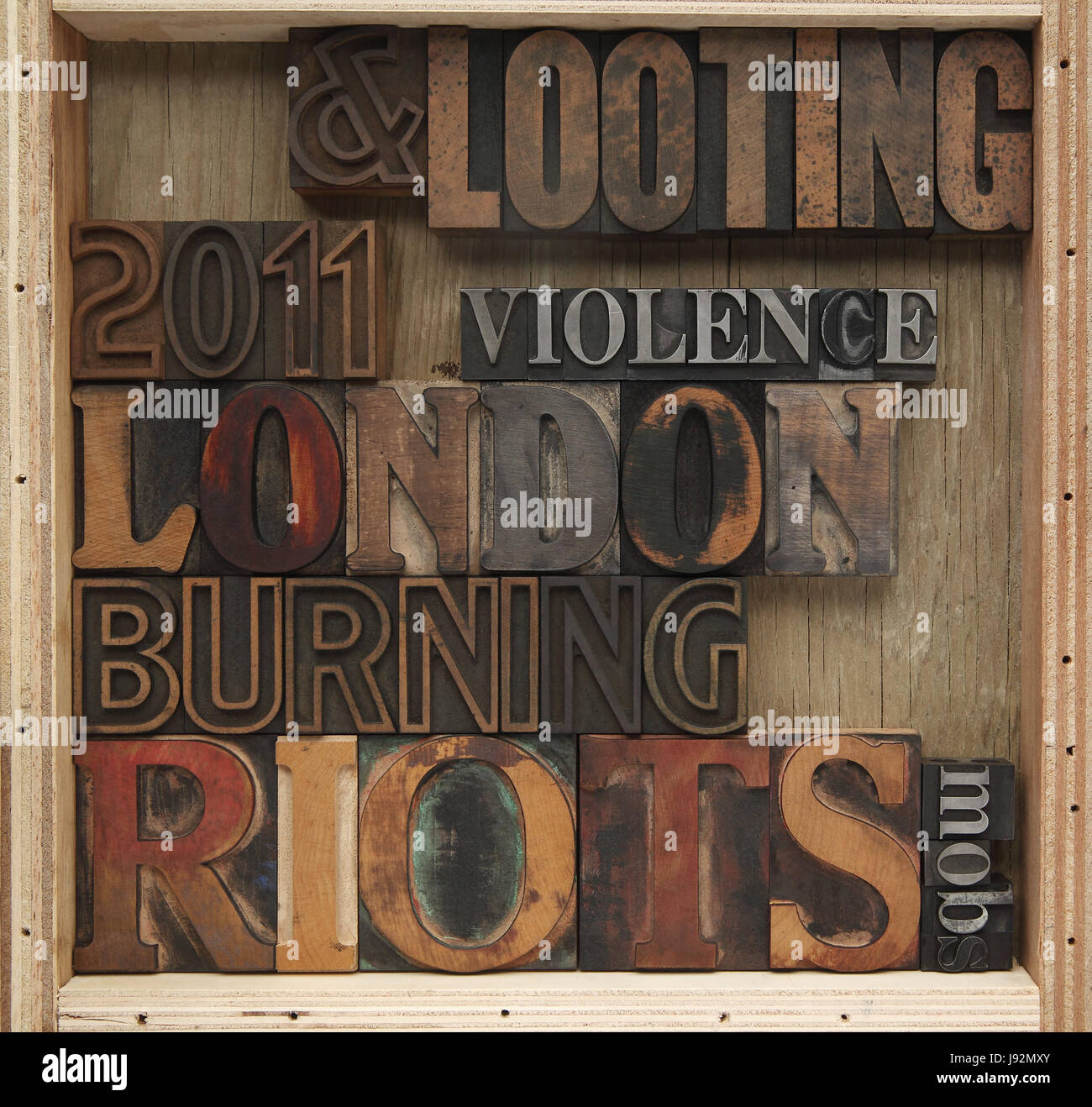 Riots Burning Stock Photos & Riots Burning Stock Images - Alamy