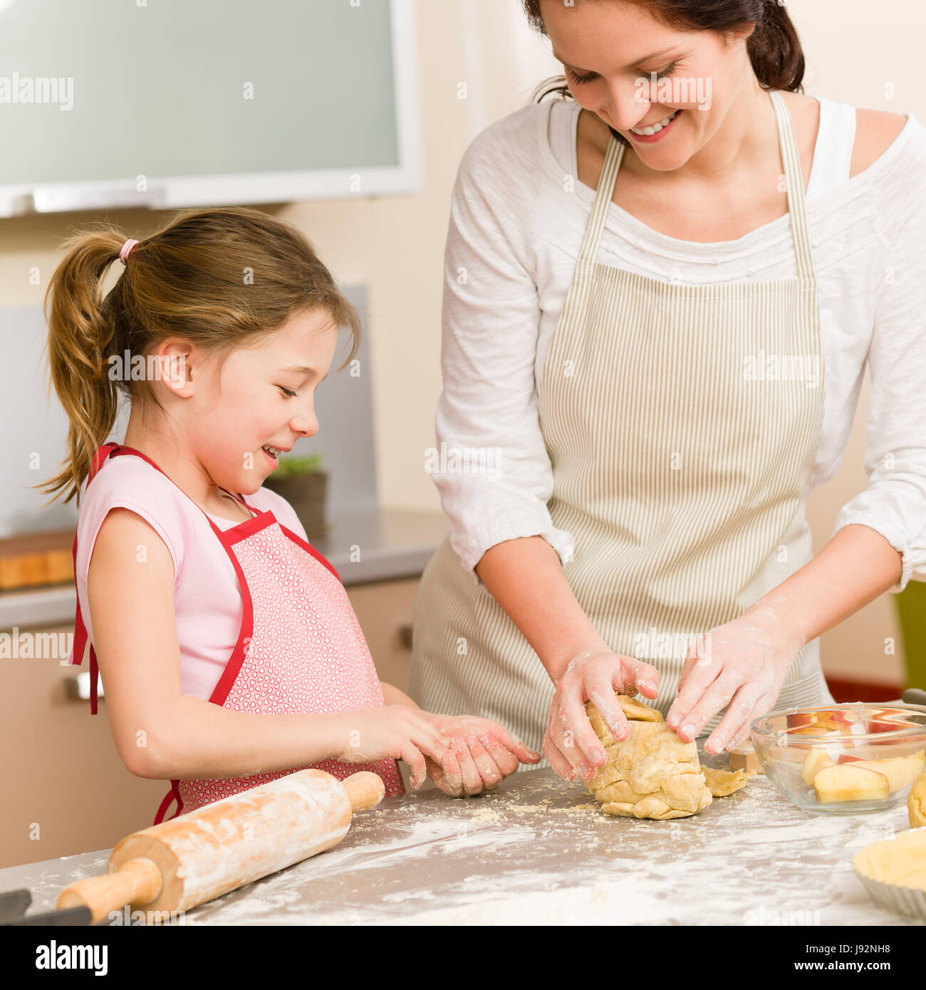 woman, kitchen, cuisine, boil, cooks, boiling, cooking, mother, mom, ma ...