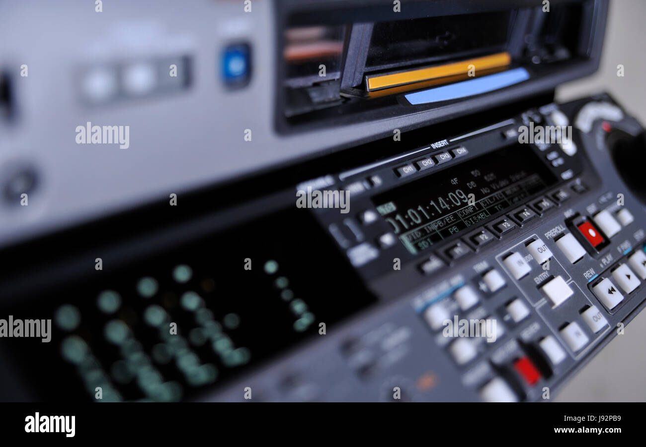Videoplayer hi-res stock photography and images - Alamy