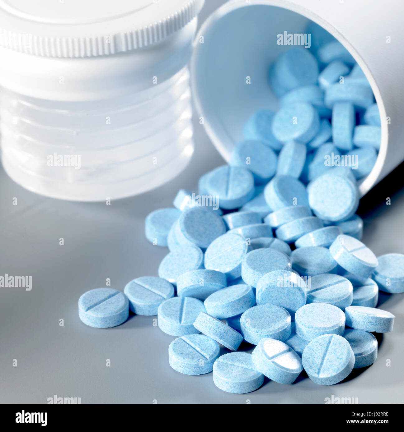 Tablettenschachtel hi-res stock photography and images - Alamy