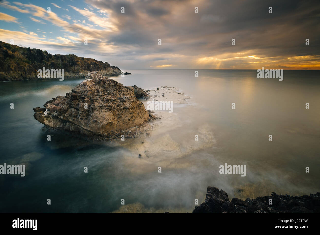 Mariveles hi-res stock photography and images - Alamy