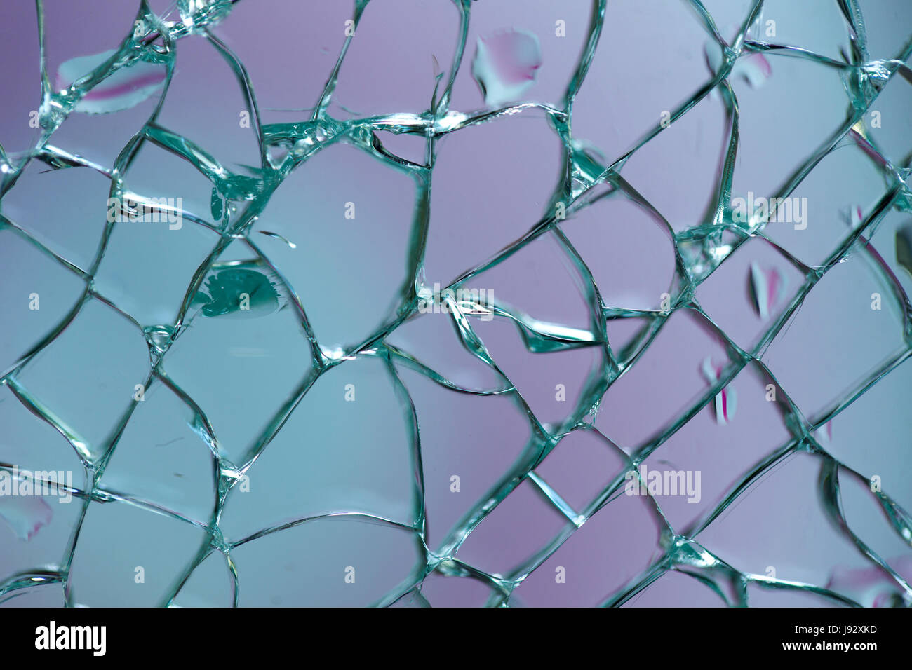 Shattered forms hi-res stock photography and images - Alamy