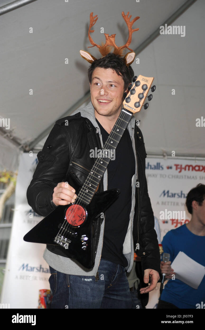Cory Monteith at the 'Carol-Oke' Contest at Bryant Park in New York ...