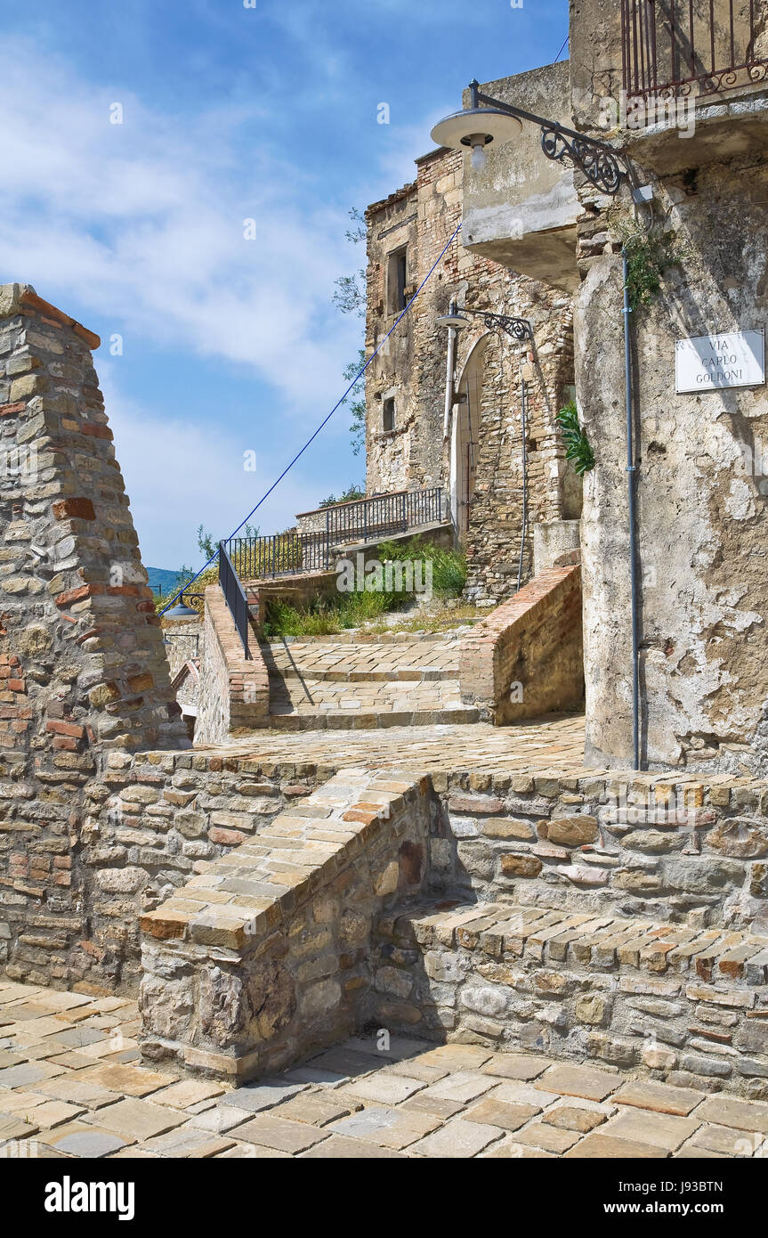 Alleyway. Tursi. Basilicata. Italy Stock Photo - Alamy