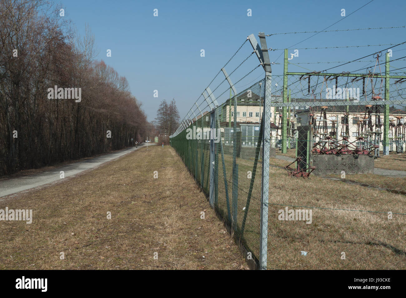 brown, brownish, brunette, brig, jail, barrier, barbed wire, barbed ...